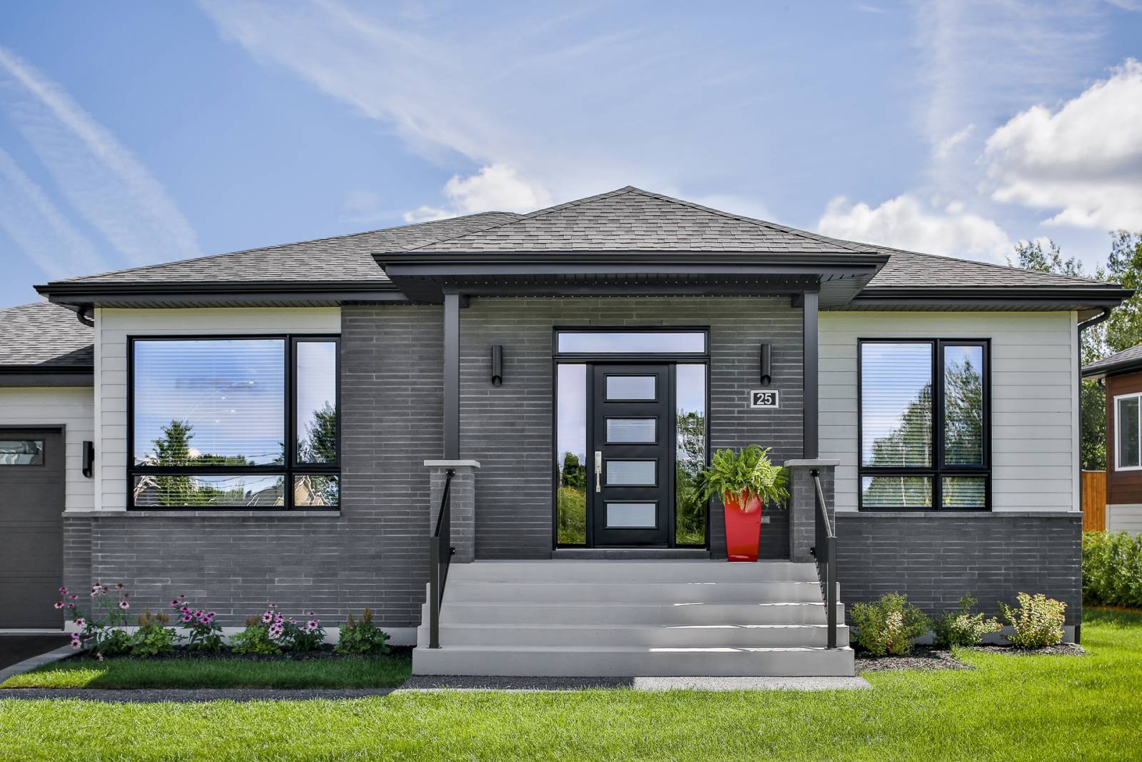 Image associée | Rénover façade maison, Maison extérieure, Extérieurs ...